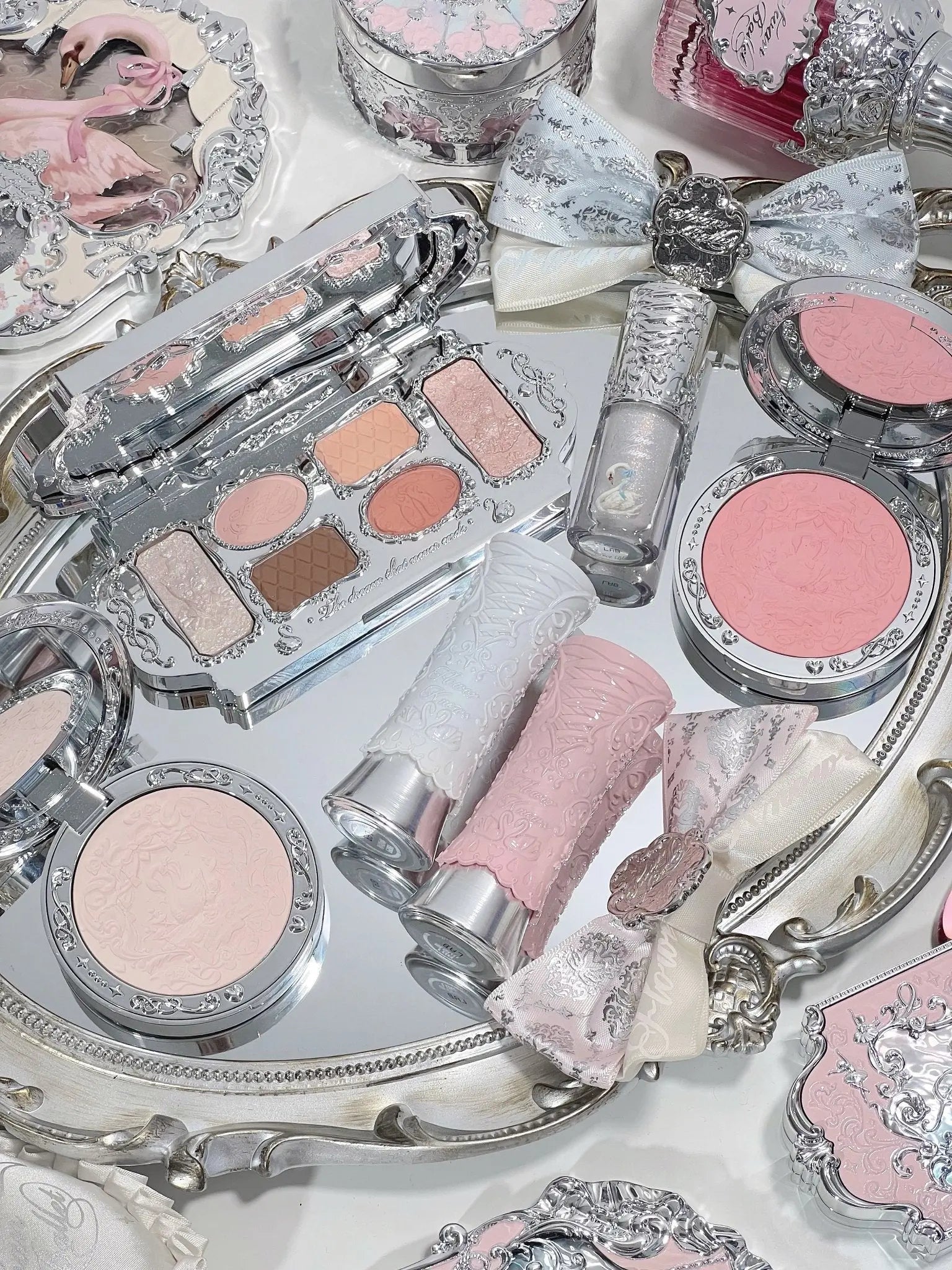 Flower Knows Makeup: Fairy-Tale Beauty & Dreamy Cosmetics – Kiokii and...