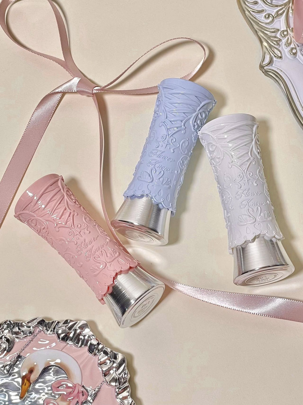 Flower Knows Swan Ballet Shine Lipstick (9 Colors) – Kiokii and...